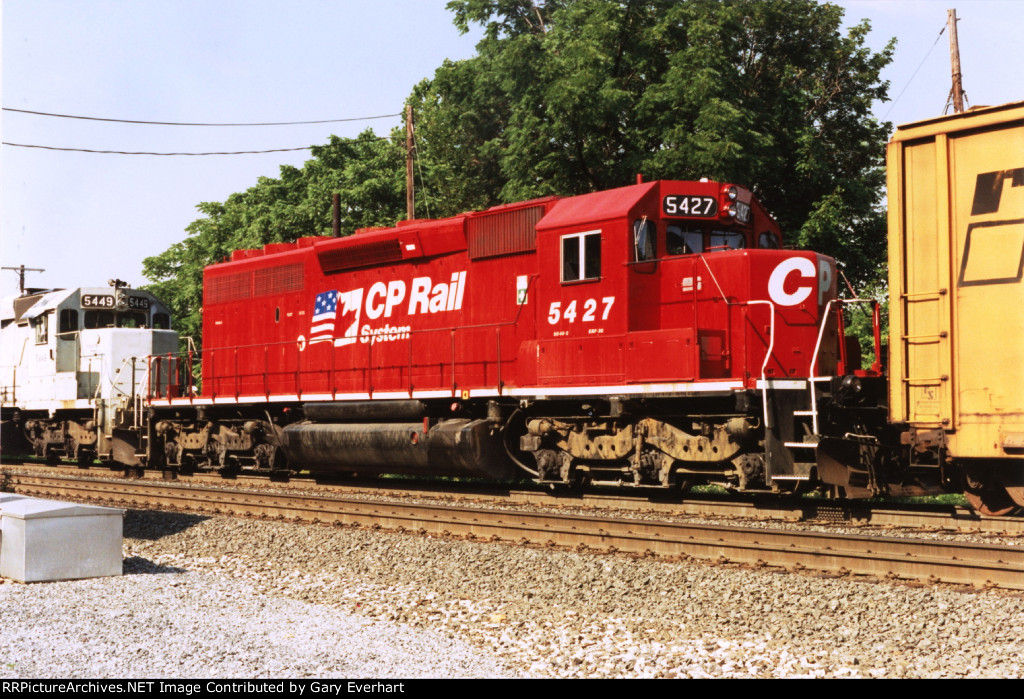 CP SD40-2 #5427 - Canadian Pacific